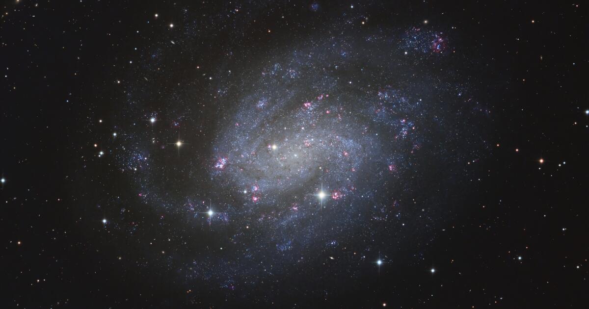 NGC 300 | Telescope Live